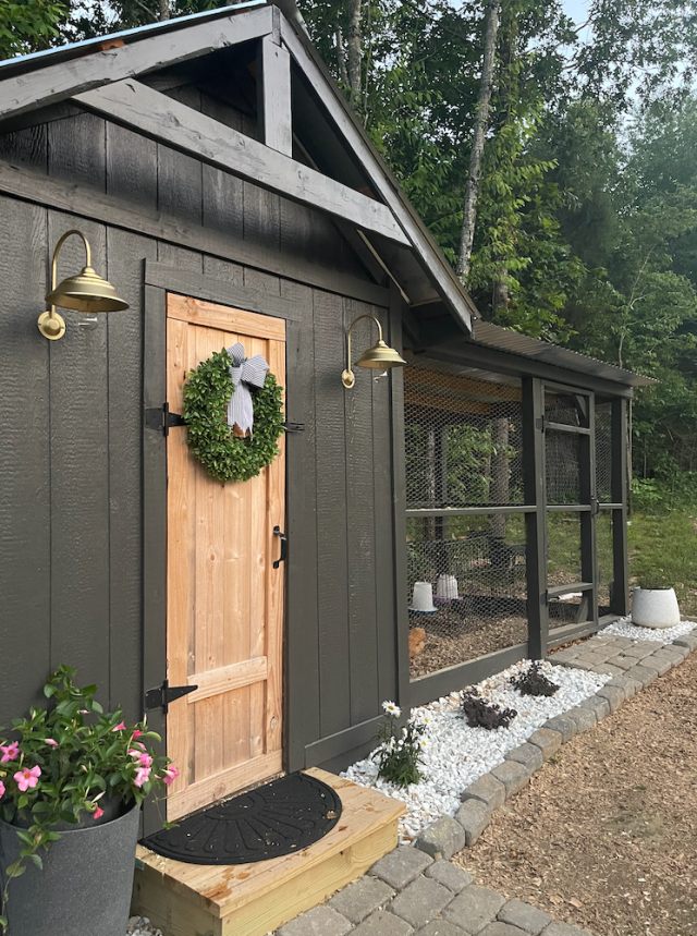 DIY Gold Spray Painted Solar Barn Lights {for the coop!} - Beneath My Heart